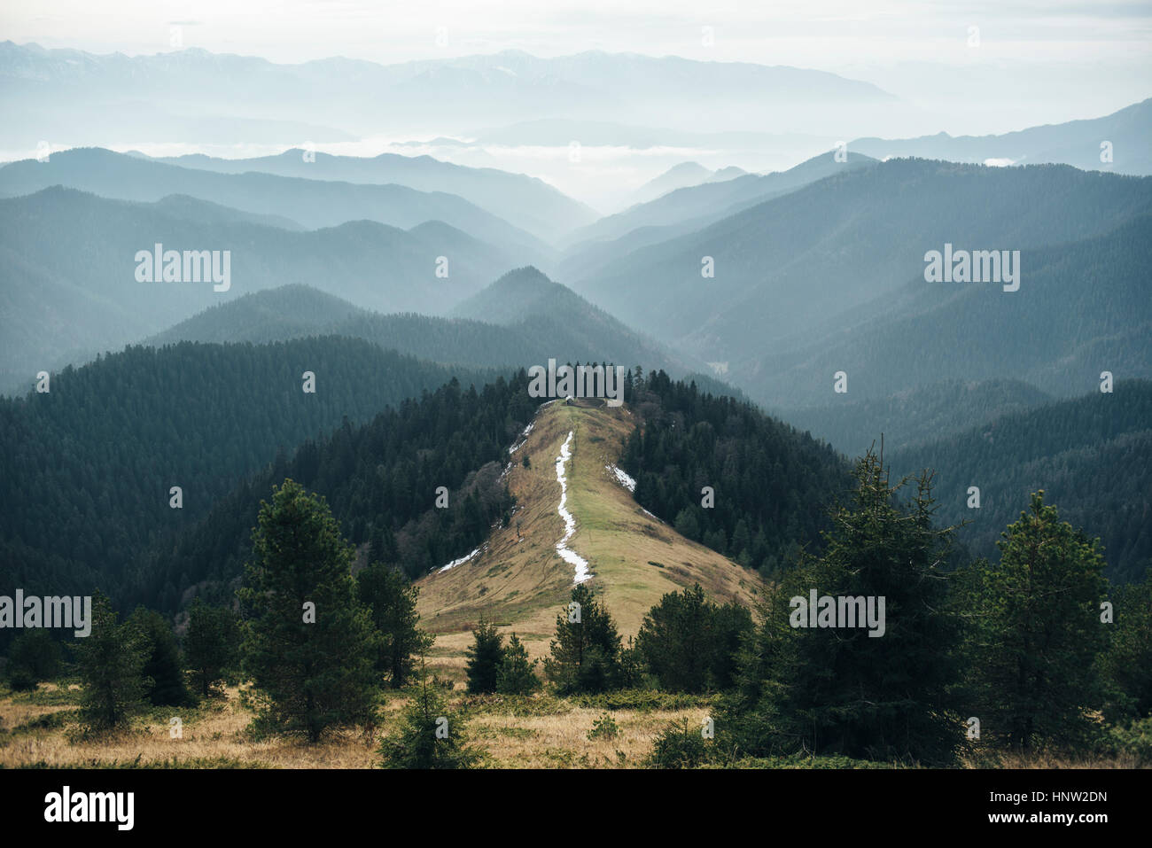Ridge in mountain range Stock Photo - Alamy