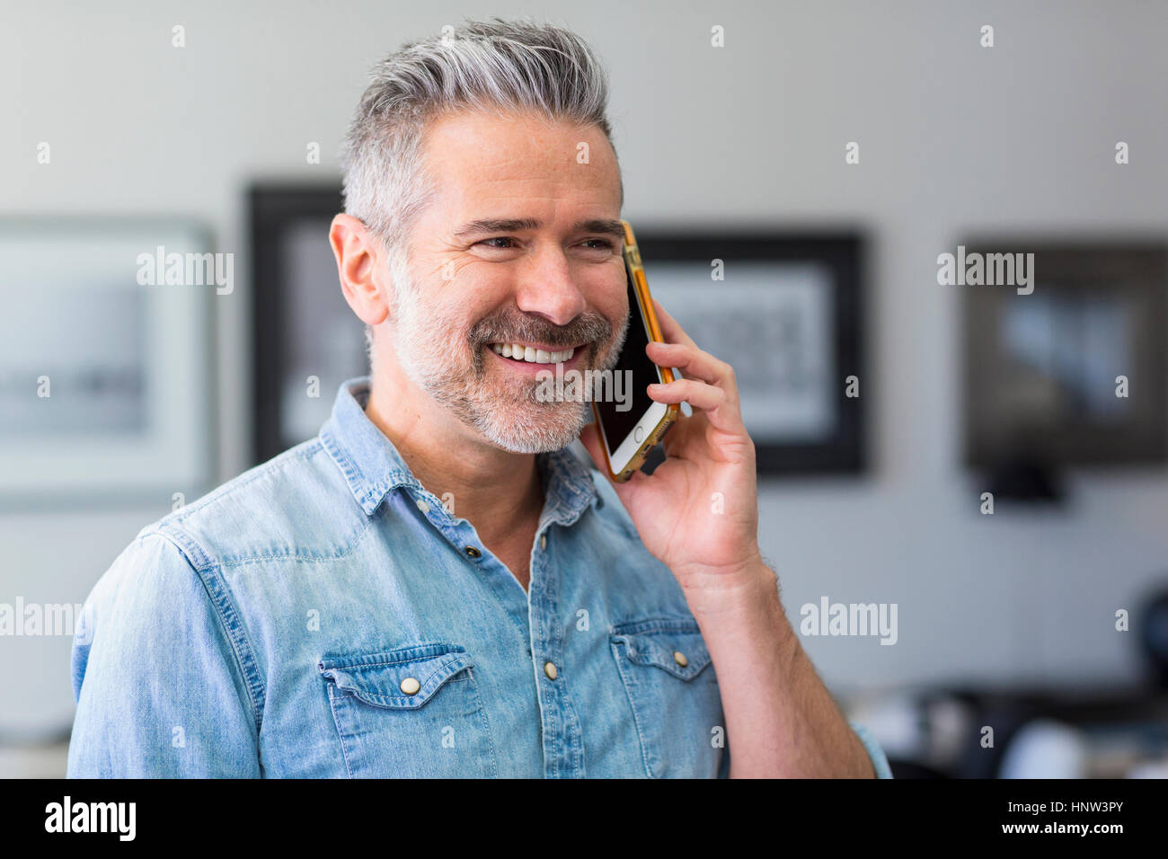 Back view of man on the phone hi-res stock photography and images - Alamy