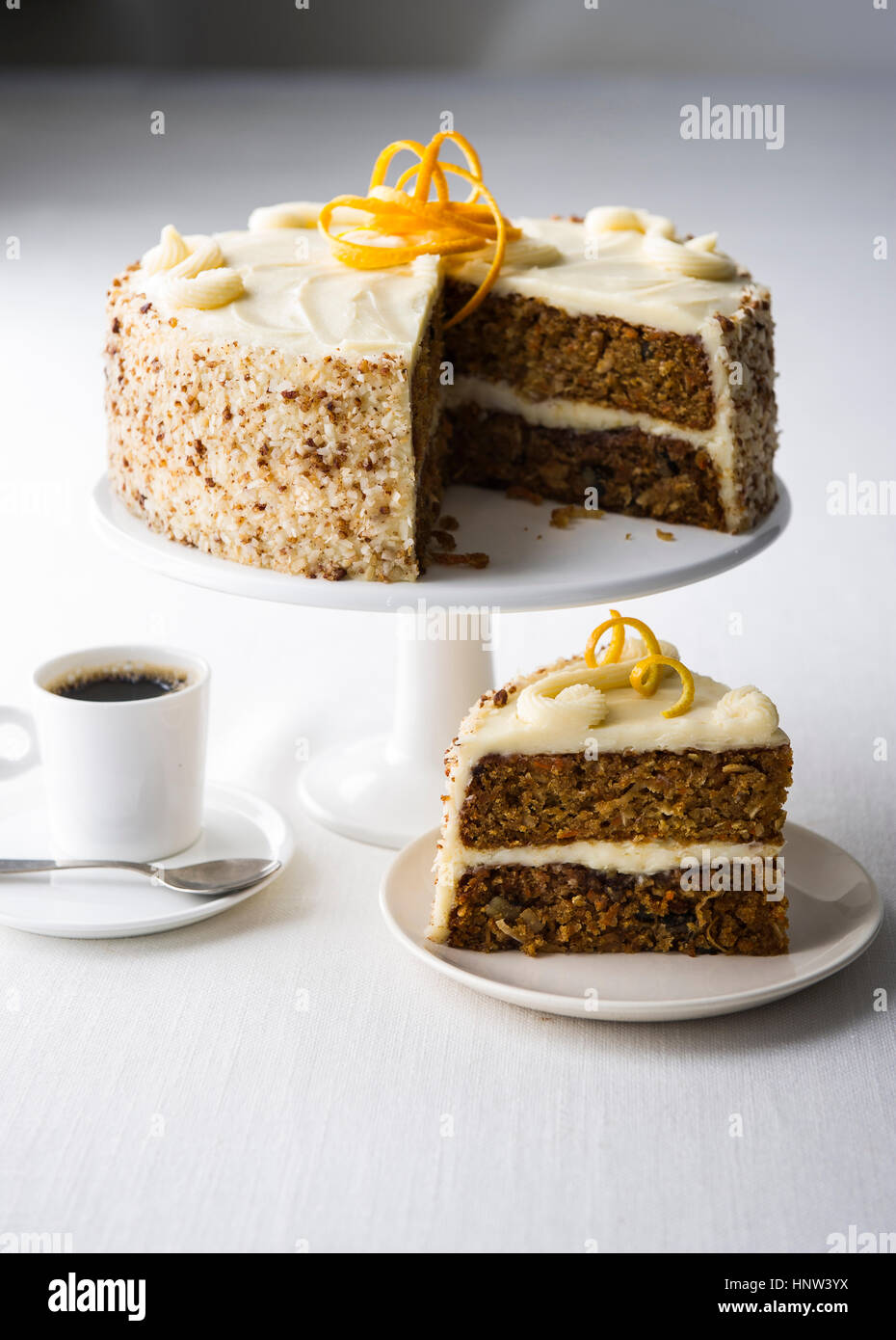 Slice cake hi-res stock photography and images - Alamy