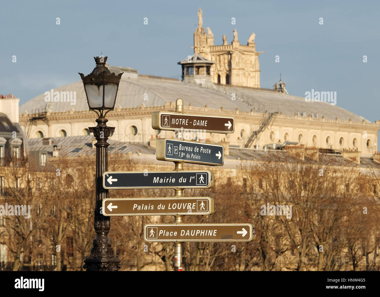 Street signs at the Post Neuf Bridge, Paris Stock Photo - Alamy