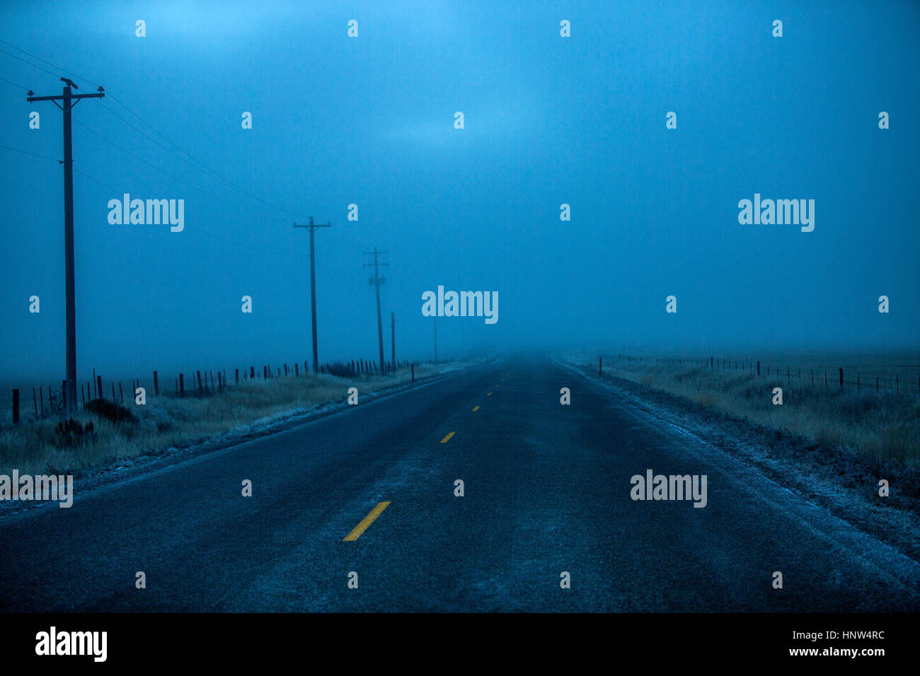 Roadway back street hi-res stock photography and images - Alamy