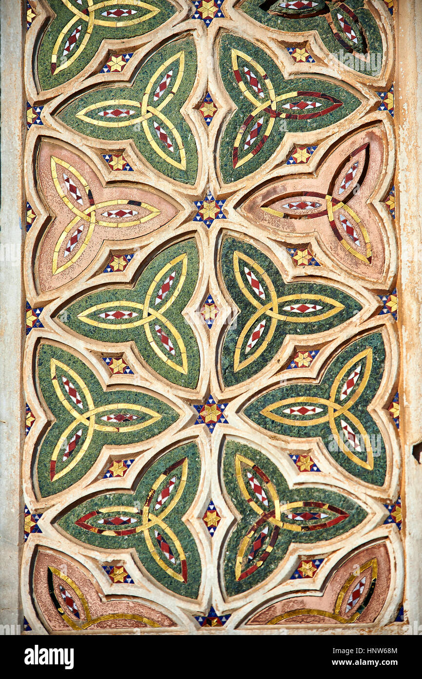 Detail close up gothic architecture hi-res stock photography and images ...