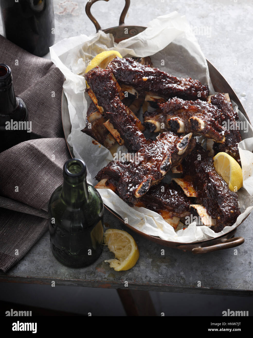 Barbecue sauce hi-res stock photography and images - Alamy