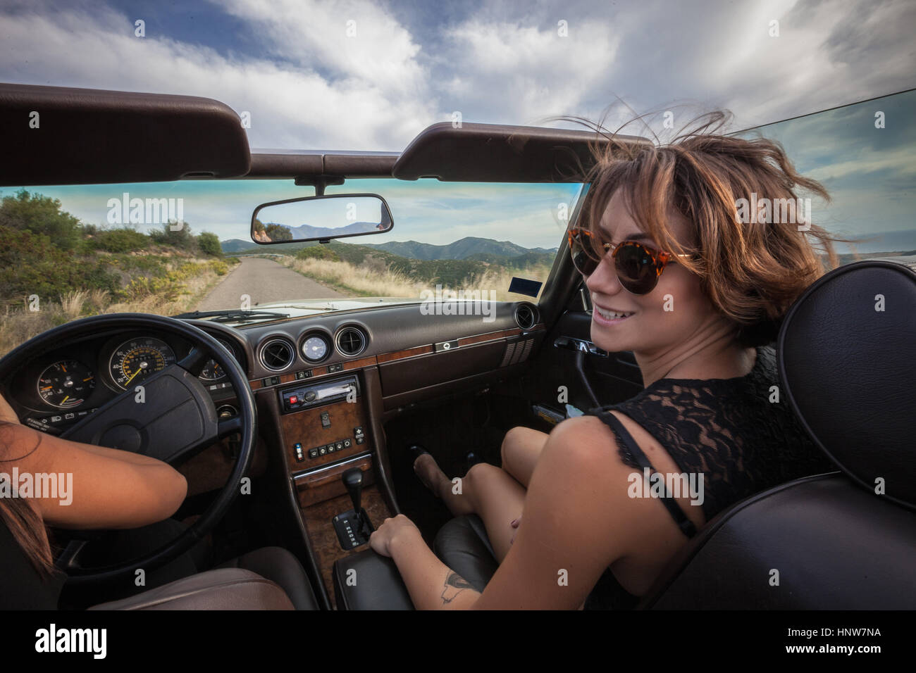 Car scenic road hi-res stock photography and images - Alamy
