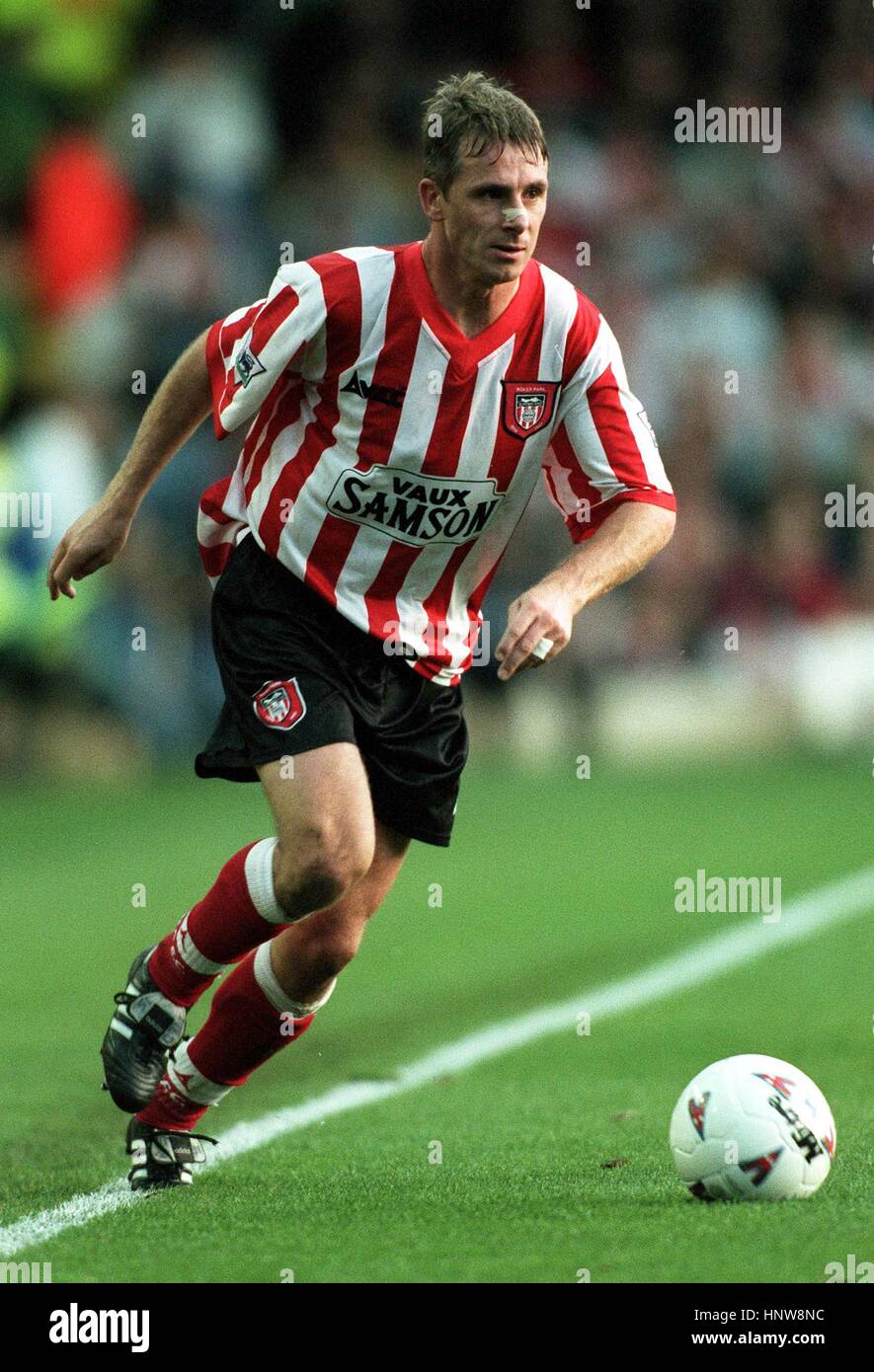 DAVID KELLY SUNDERLAND FC 15 November 1996 Stock Photo - Alamy