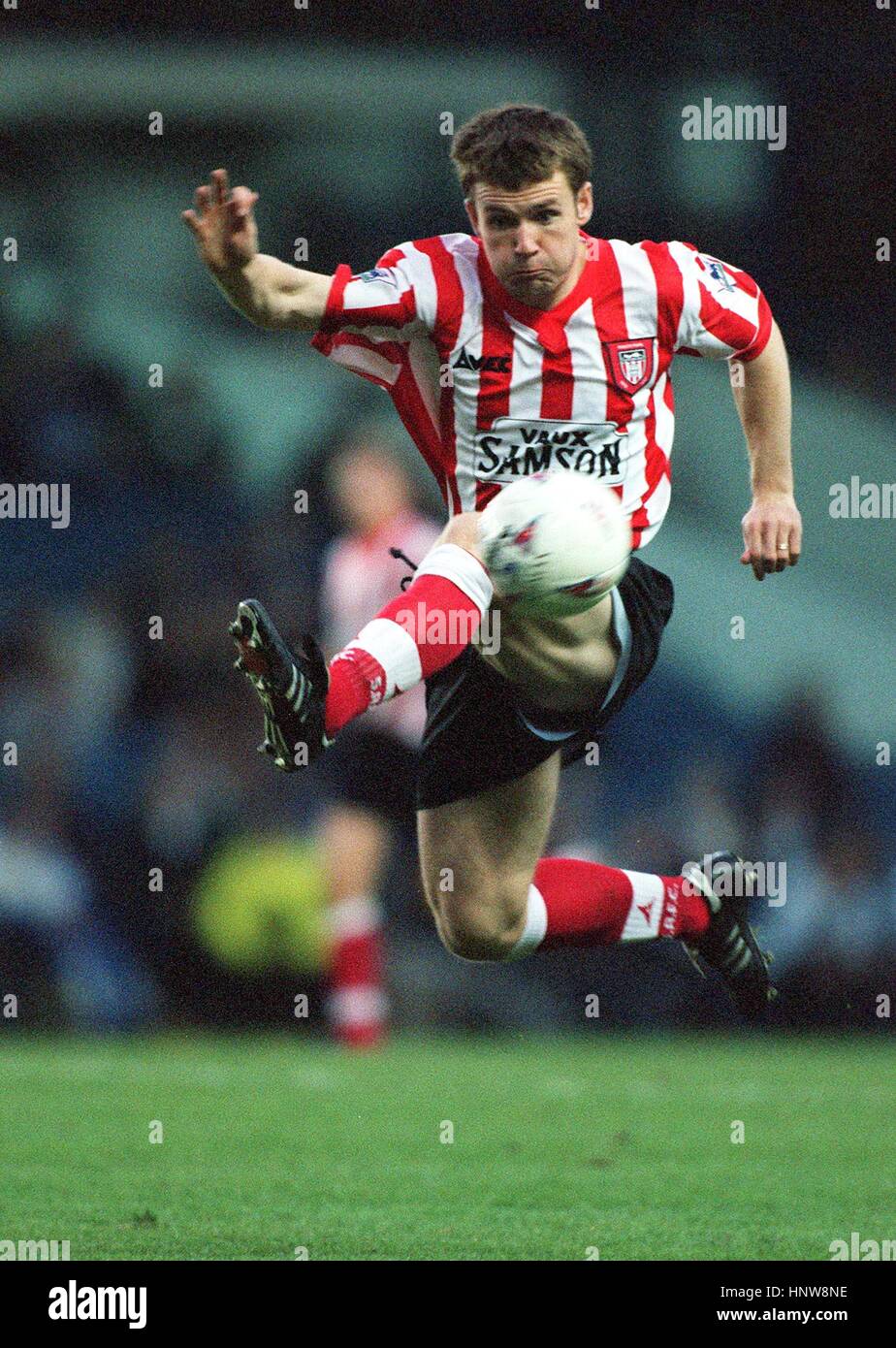 CRAIG RUSSELL SUNDERLAND FC 15 November 1996 Stock Photo - Alamy