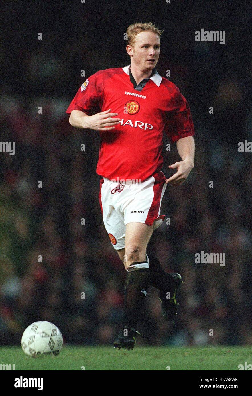 DAVID MAY MANCHESTER UNITED FC 02 December 1996 Stock Photo - Alamy