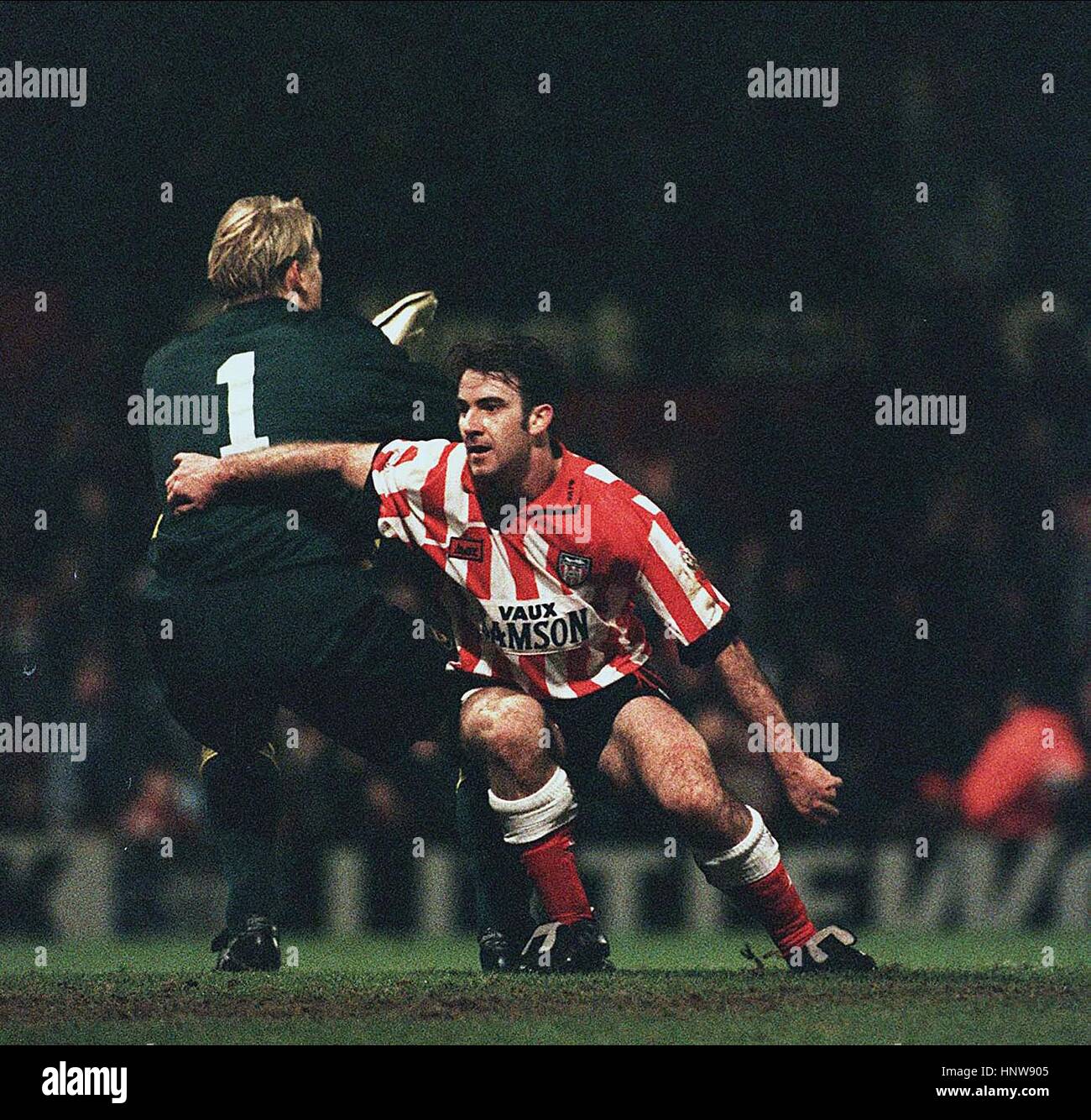 PHIL GRAY & PETER SCHMEICHEL SUNDERLAND V MANCHESTER UNITED 16 January ...