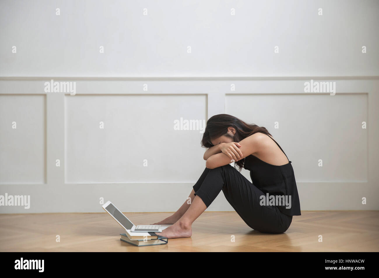 Young woman depressed Stock Photo - Alamy