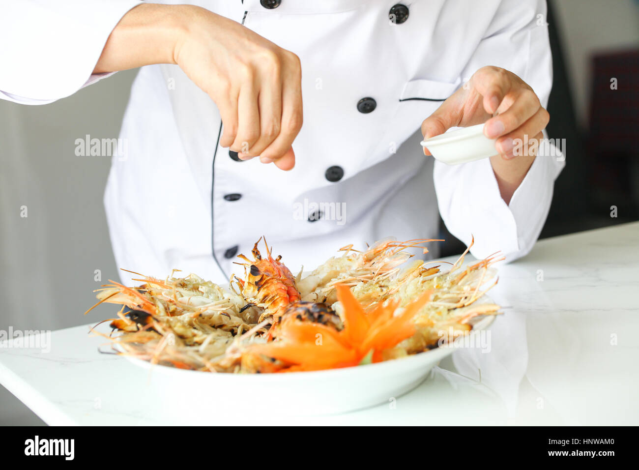 Sprinkling salt and pepper hi-res stock photography and images - Alamy