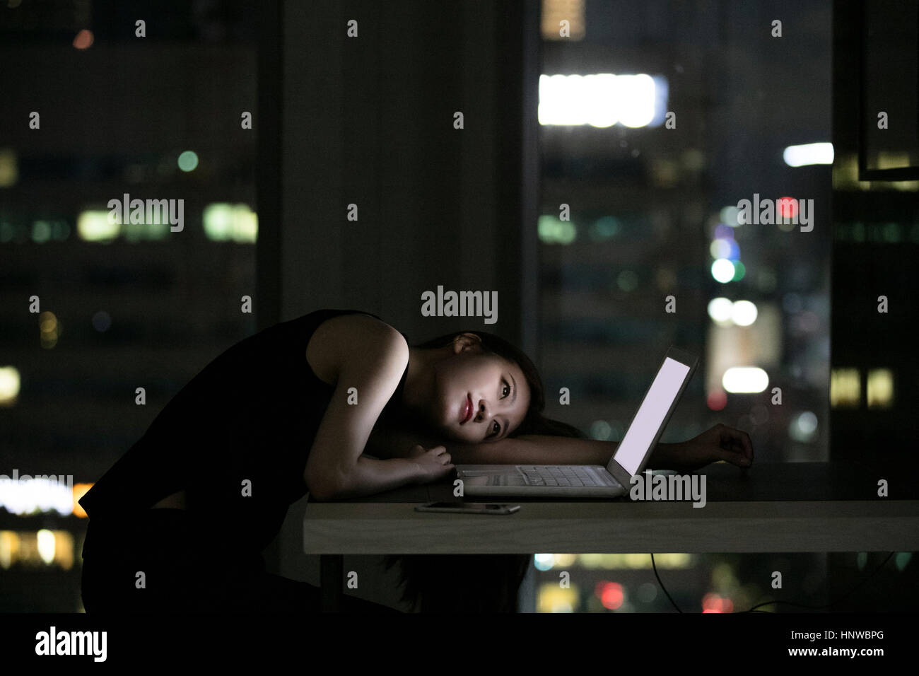 Woman and notebook hi-res stock photography and images - Alamy