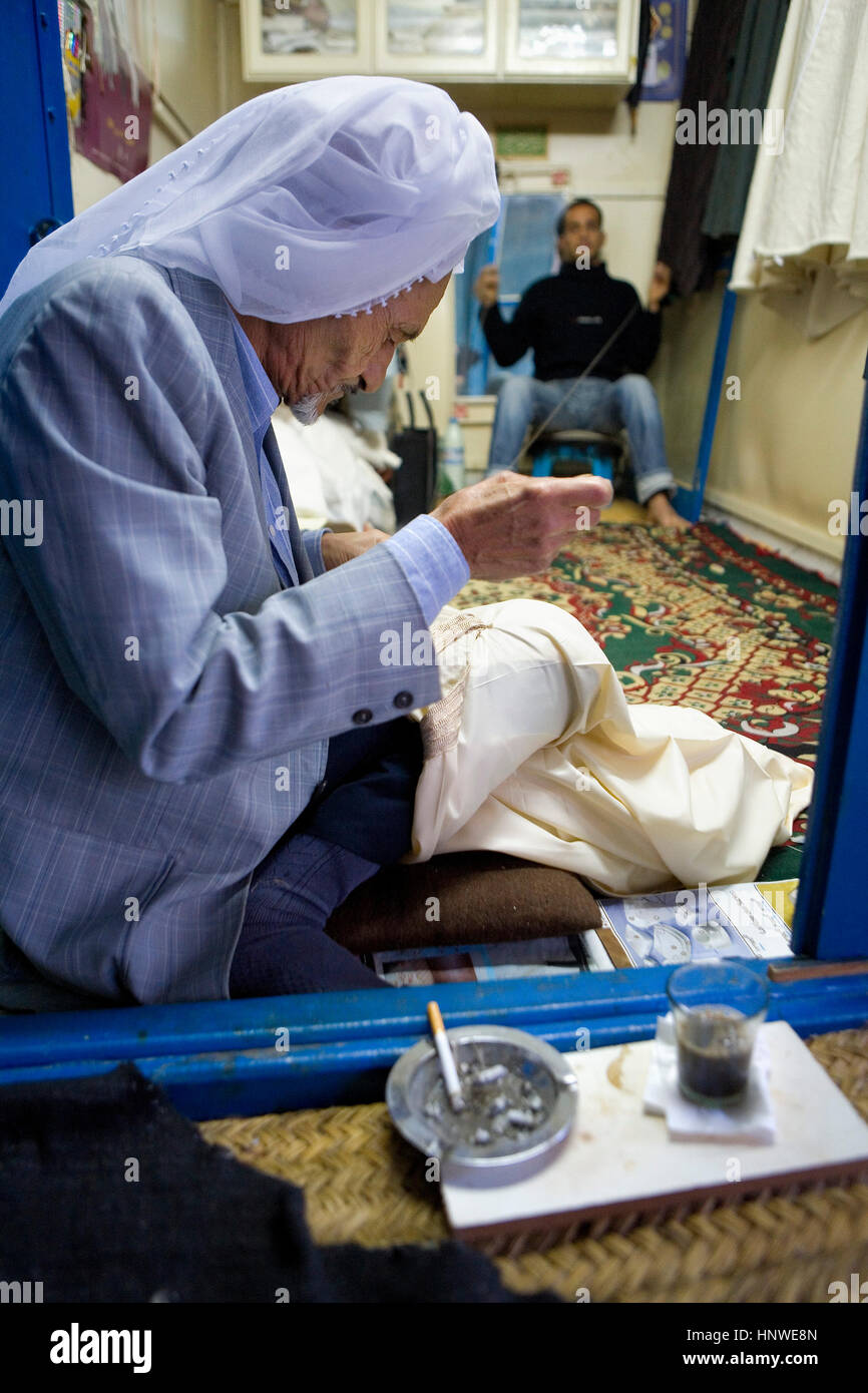 Arab tailor hi-res stock photography and images - Alamy