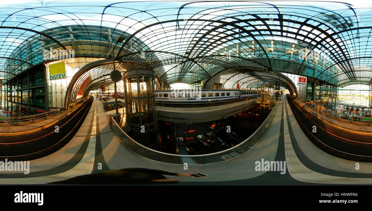 360 x 180 grad Panorama: Hauptbahnhof, Berlin Stock Photo - Alamy