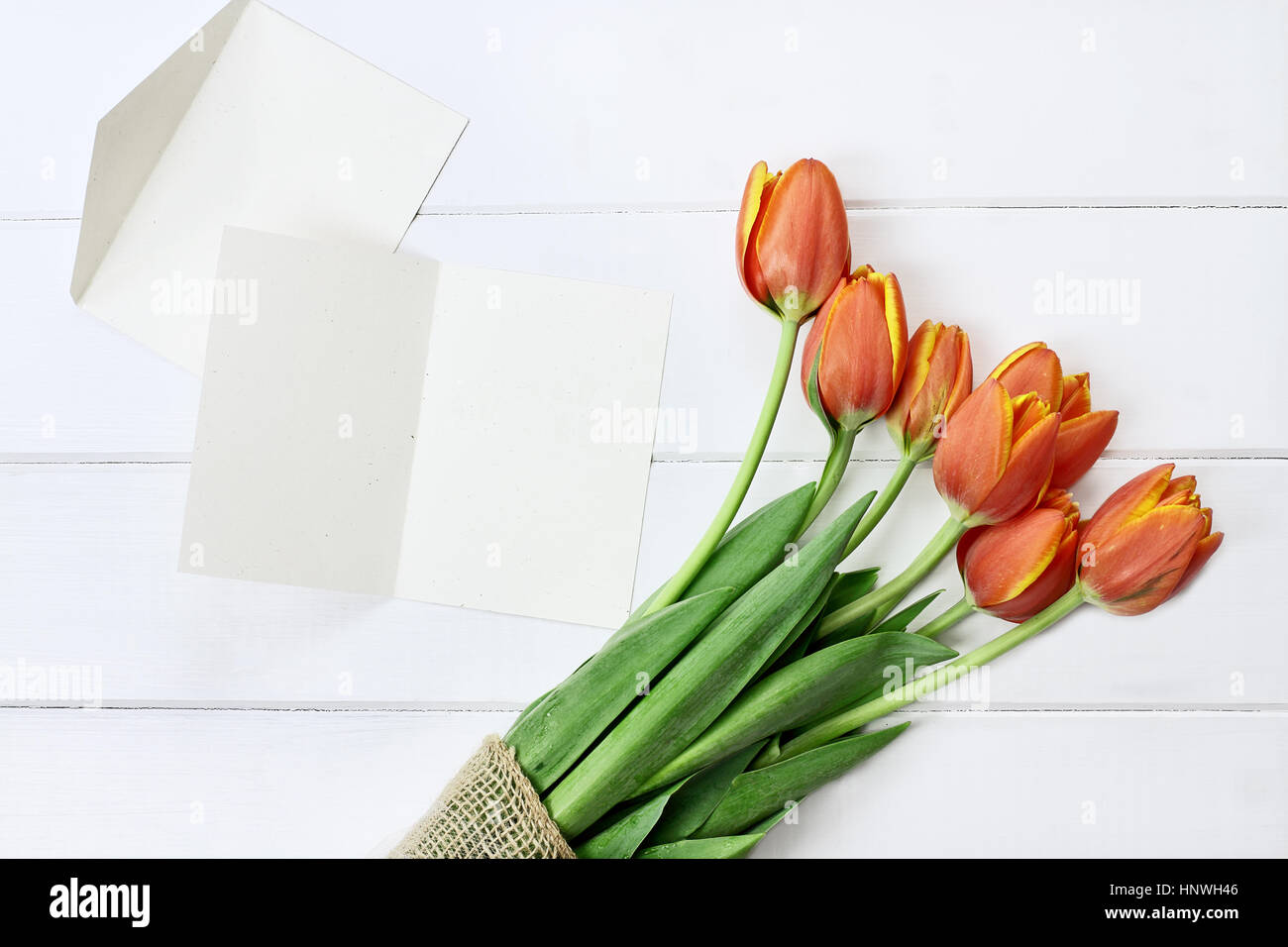 Overhead shot table hi-res stock photography and images - Alamy
