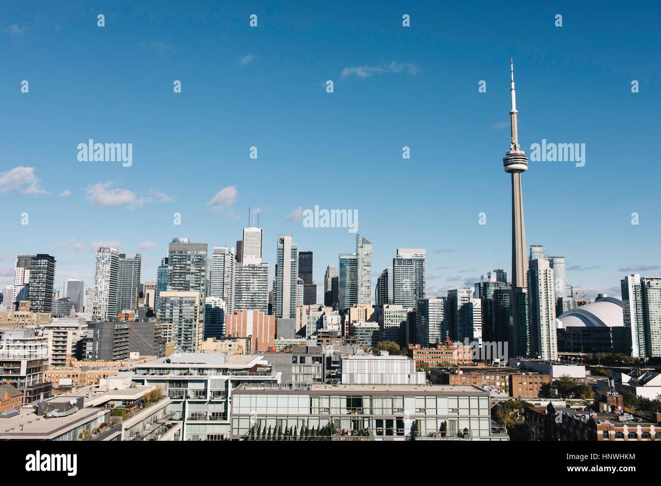 Toronto skyline hi-res stock photography and images - Alamy
