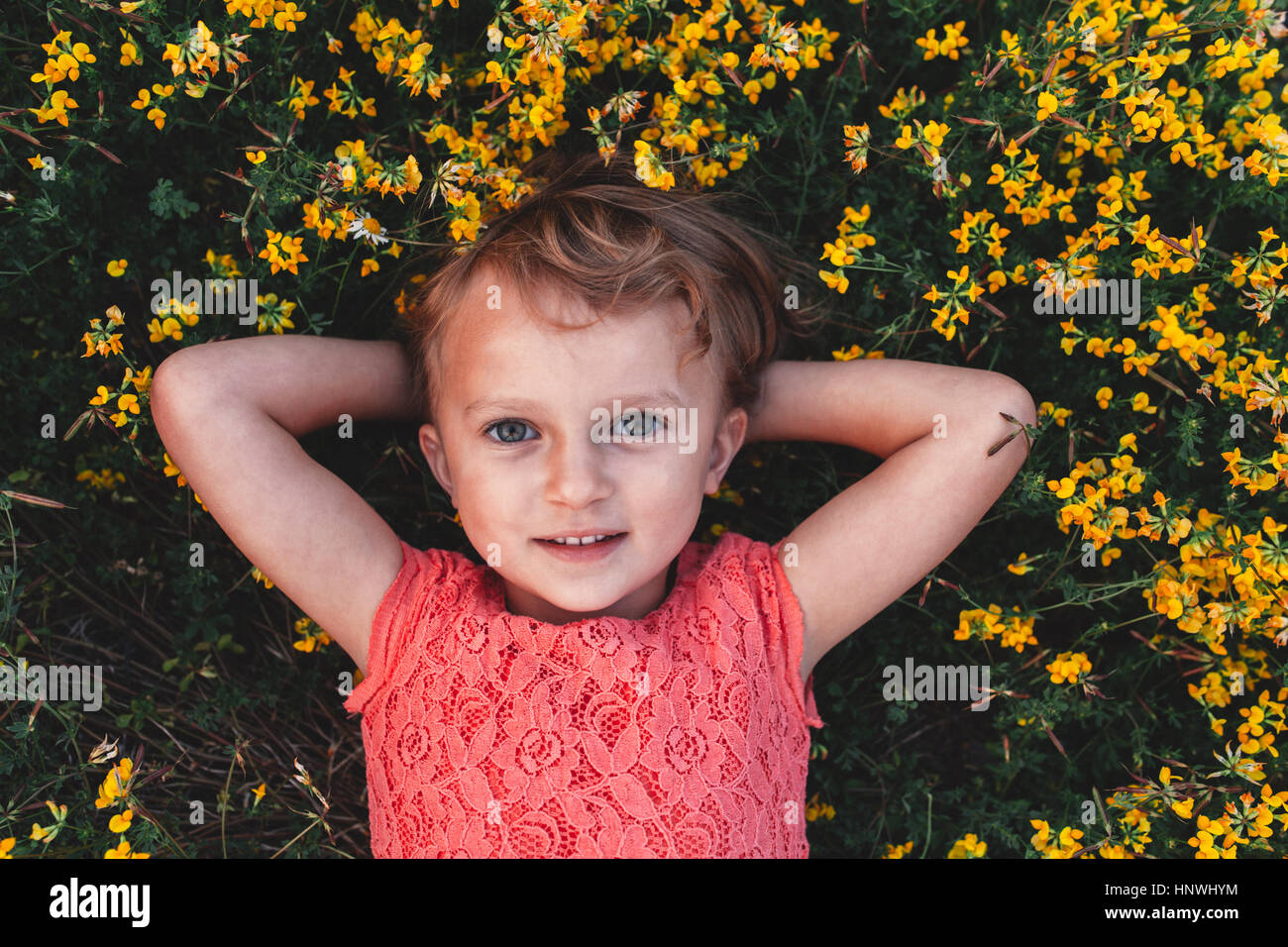 Girl back of head hi-res stock photography and images - Alamy