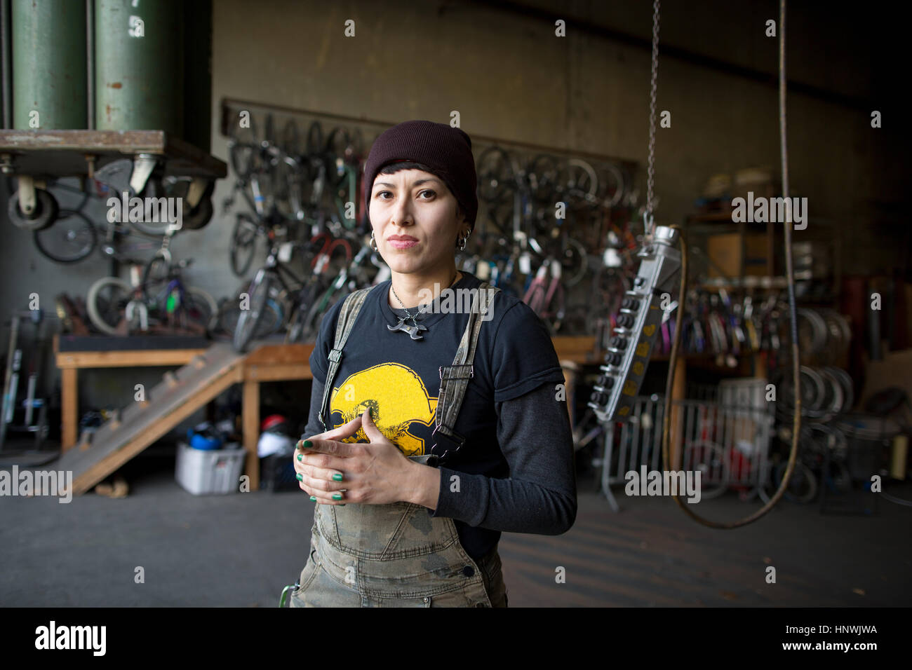 Metalsmith hi-res stock photography and images - Alamy