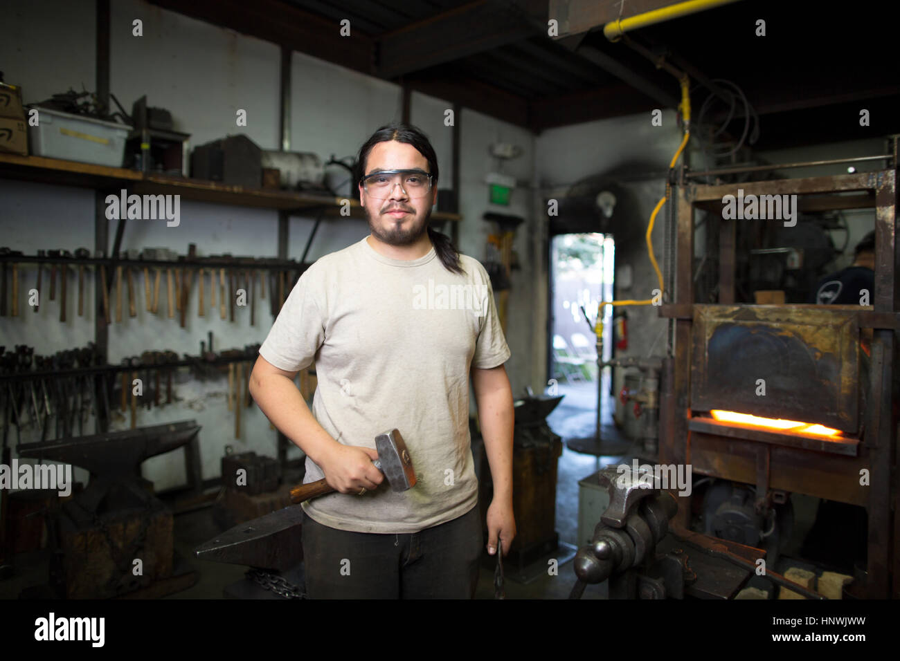 Metalsmith hi-res stock photography and images - Alamy