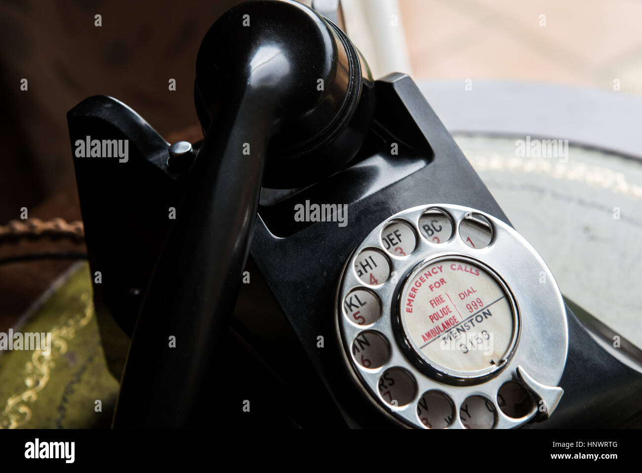 British bakelite telephone hi-res stock photography and images - Alamy