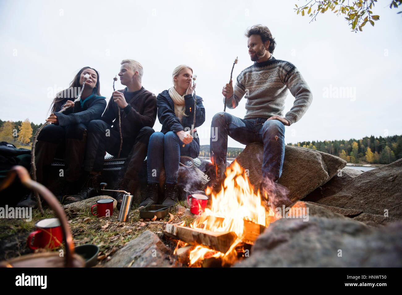 Man eating fire hi-res stock photography and images - Alamy