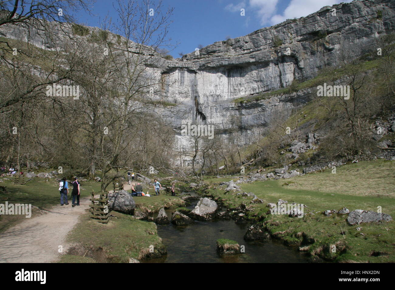 Malham Cove, North Yorkshire, England, United Kingdom Stock Photo - Alamy