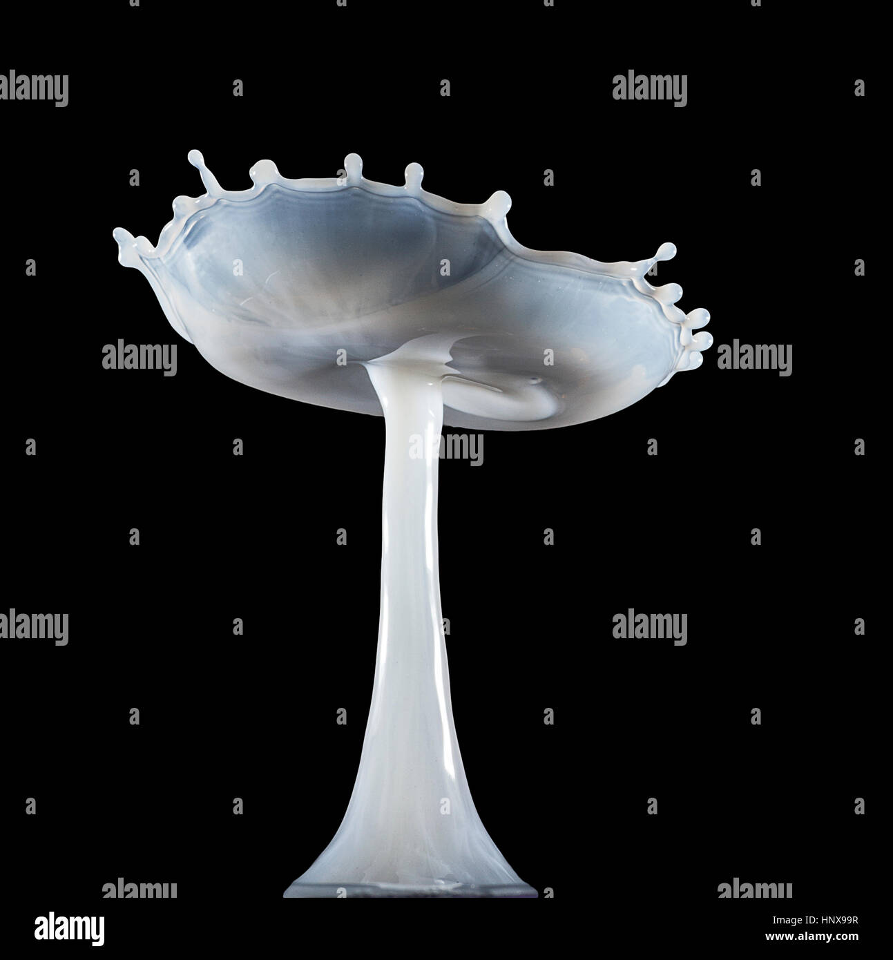 Drop water splash hi-res stock photography and images - Alamy