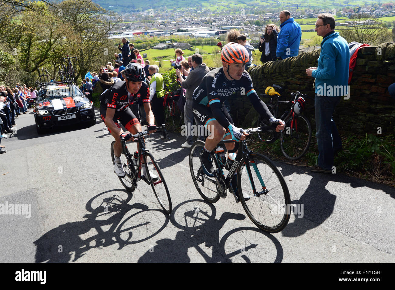 With steep hills hi-res stock photography and images - Alamy