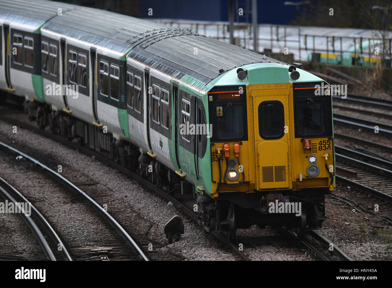 Southern rail train at Victoria Station in London Stock Photo - Alamy