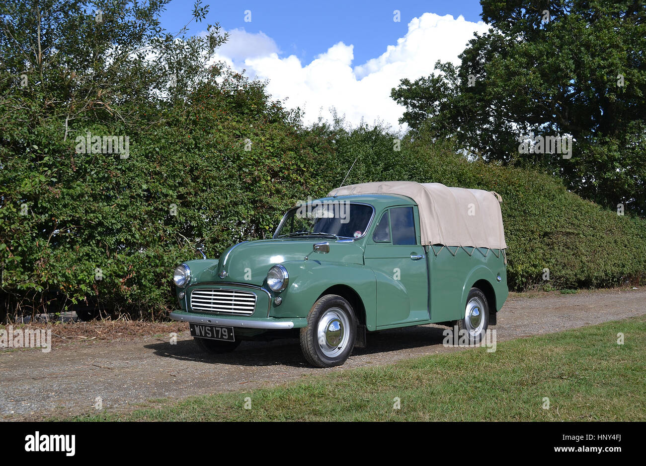 1963 Morris Minor Pick Up Stock Photo - Alamy