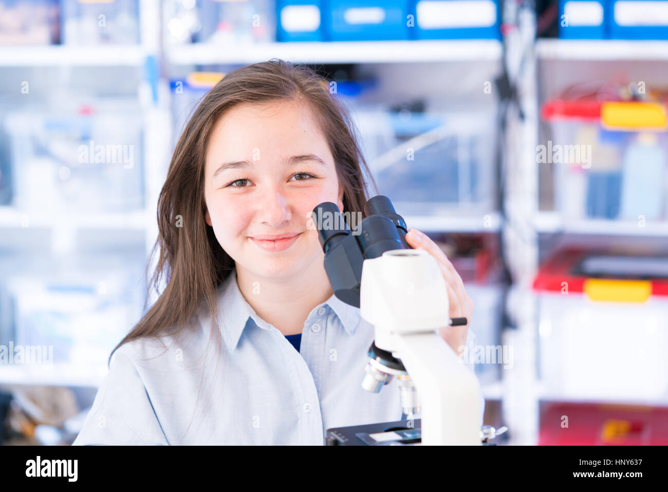 India chemistry class hi-res stock photography and images - Alamy