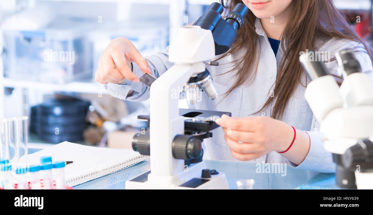 India chemistry class hi-res stock photography and images - Alamy