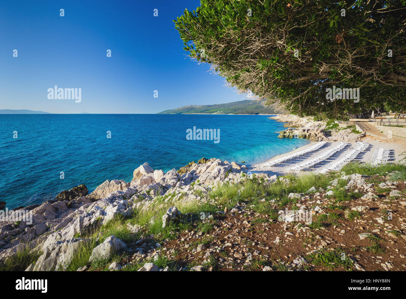 Croatia yacht beach hi-res stock photography and images - Alamy