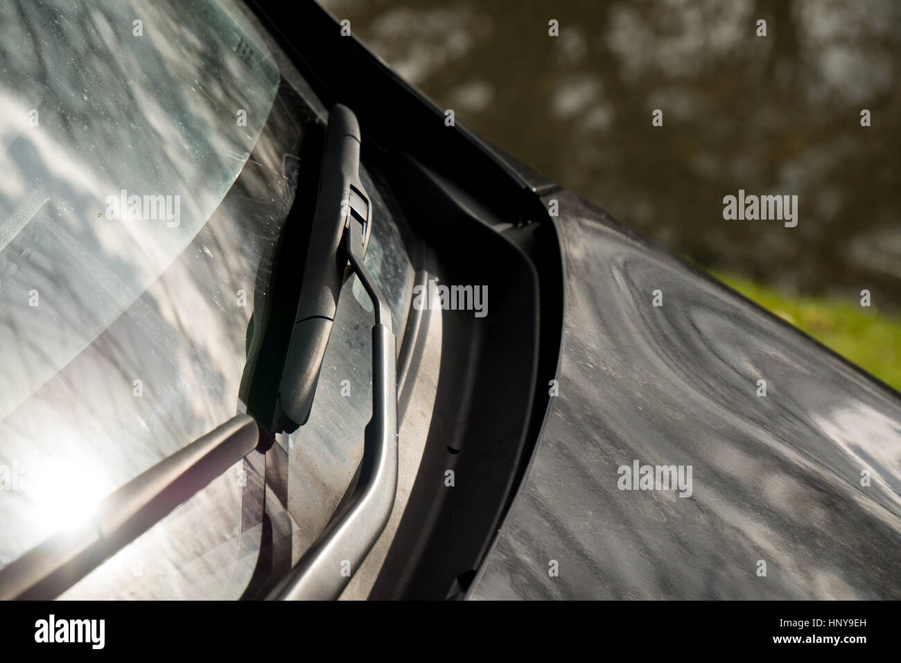 Windscreen wipers hi-res stock photography and images - Alamy