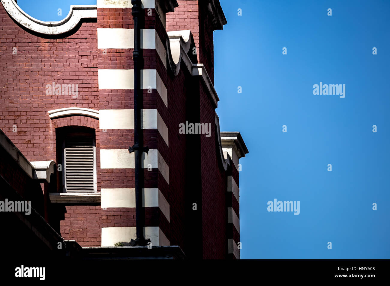 Windows of commercial building in Hong Kong Stock Photo - Alamy
