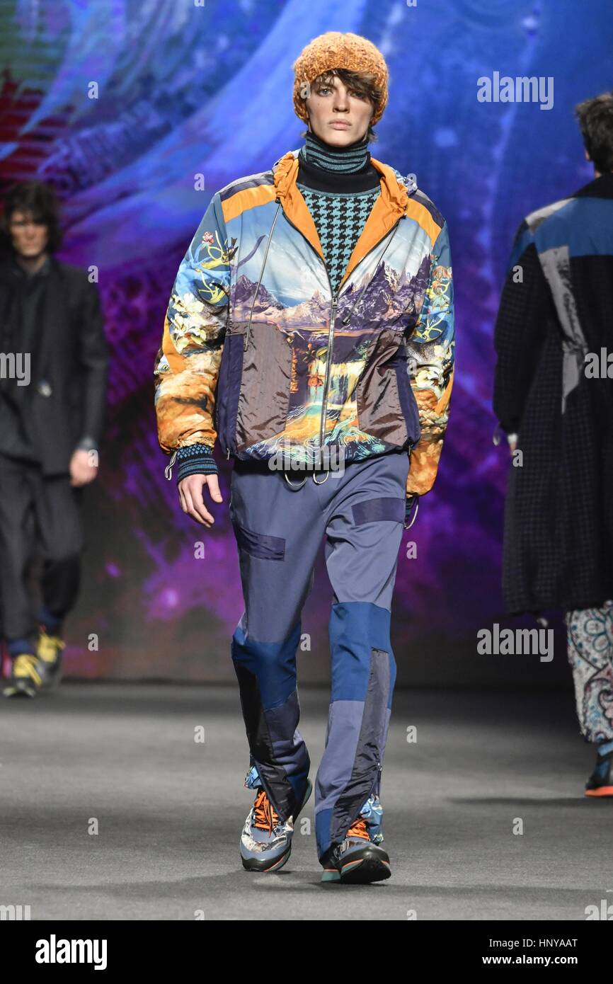 Milan Fashion Week Men's - ETRO - Catwalk Featuring: Model Where: Milan ...