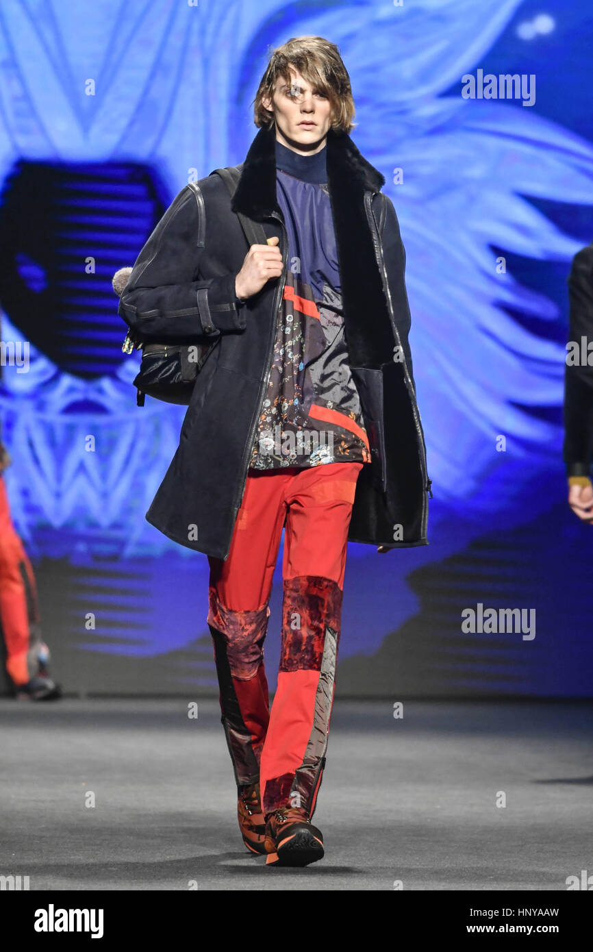 Milan Fashion Week Men's - ETRO - Catwalk Featuring: Model Where: Milan ...