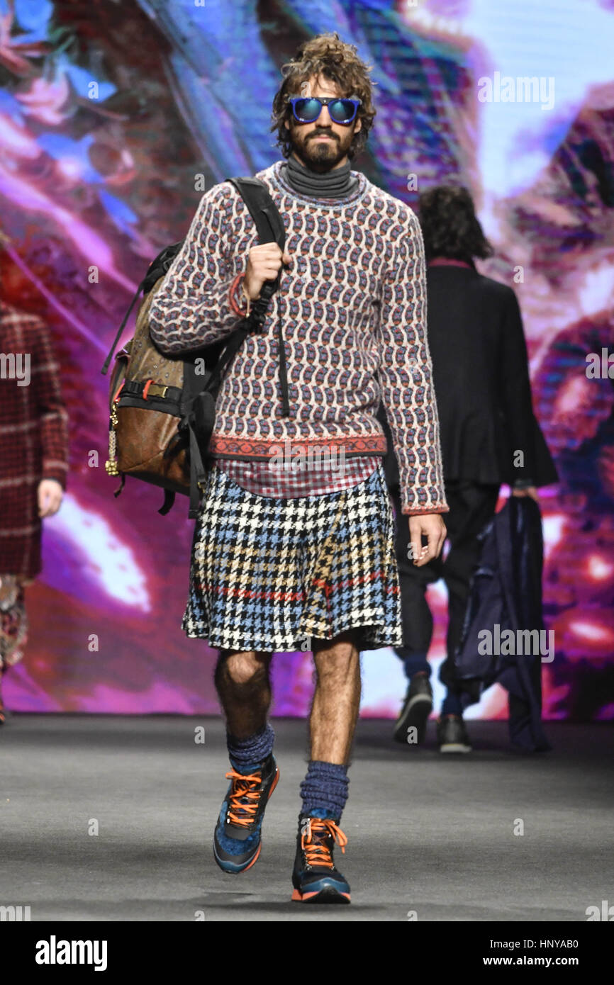 Milan Fashion Week Men's - ETRO - Catwalk Featuring: Model Where: Milan ...
