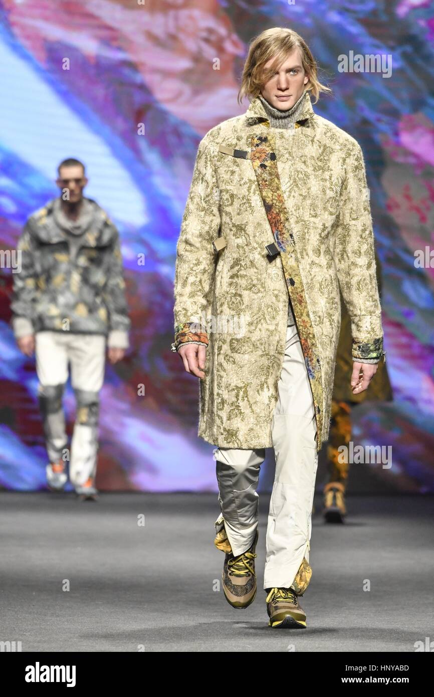 Milan Fashion Week Men's - ETRO - Catwalk Featuring: Model Where: Milan ...