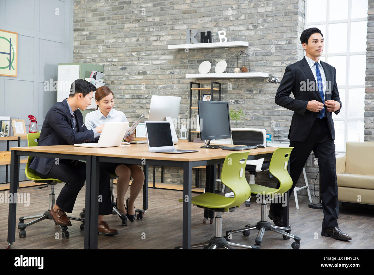 Business people at work Stock Photo - Alamy