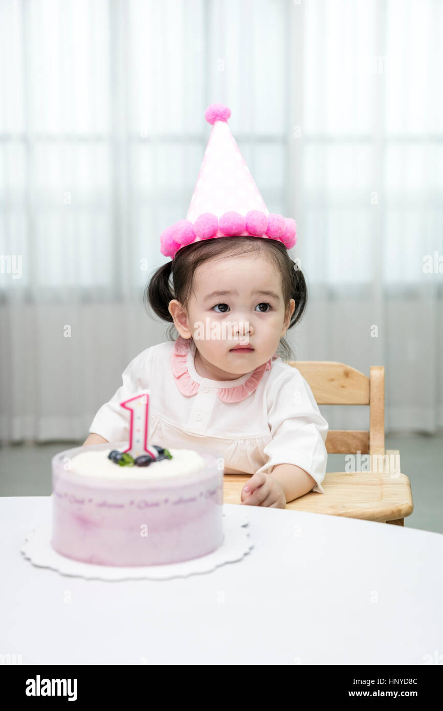 Portrait Of Baby Girl On Her First Birthday Stock Photo Alamy portrait-of-baby-girl-on-her-first-birthday-stock-photo-alamy