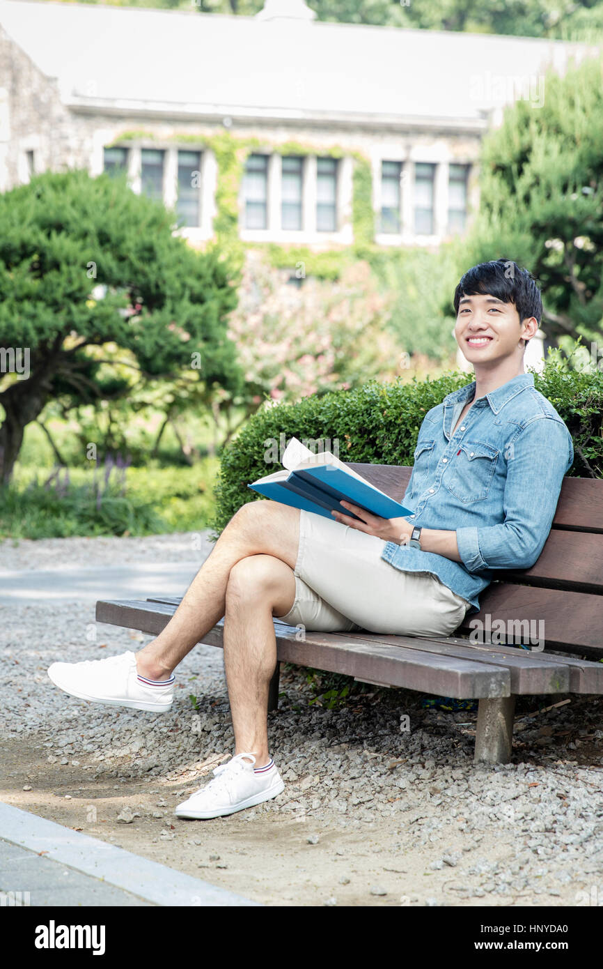 Smiling male college student people hi-res stock photography and images ...