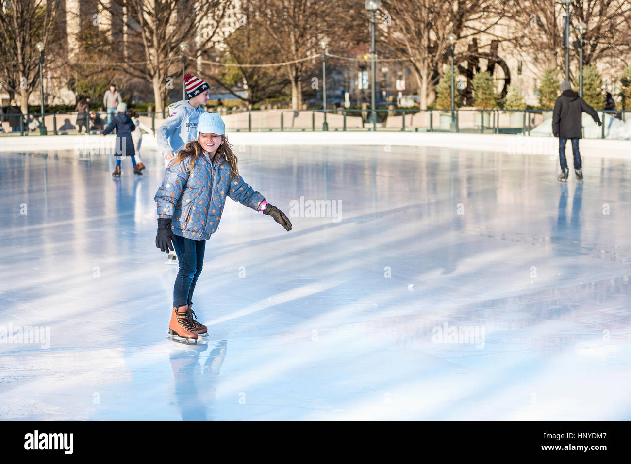 Downtown dc ice sculpture hi-res stock photography and images - Alamy