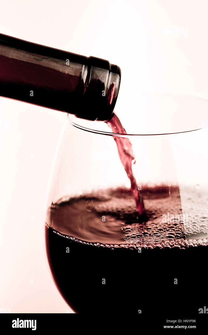 Slow pour hi-res stock photography and images - Alamy