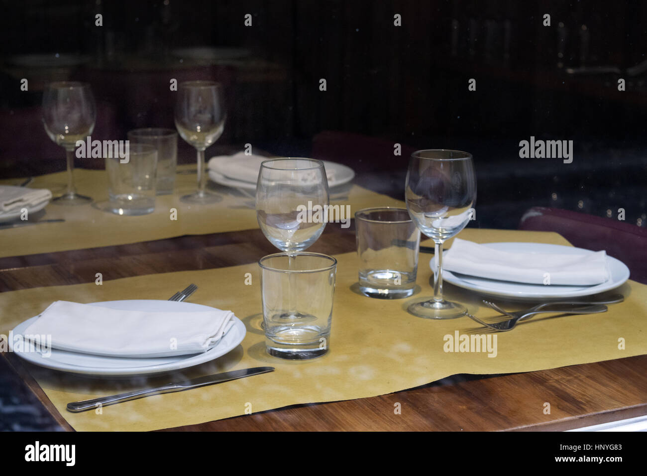 Cutleries hi-res stock photography and images - Alamy