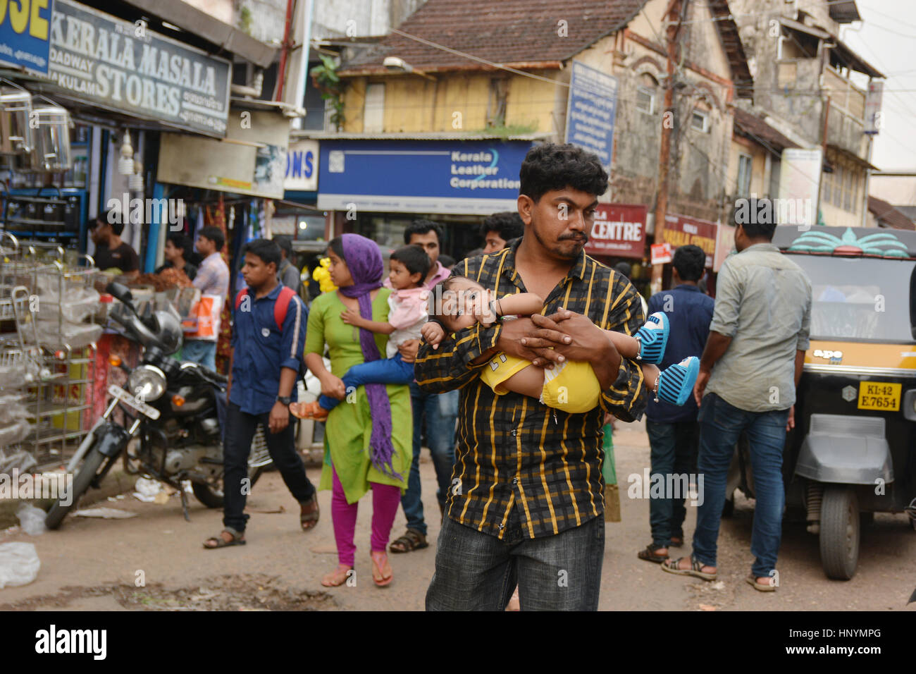 Poor indian family father mother hi-res stock photography and images ...