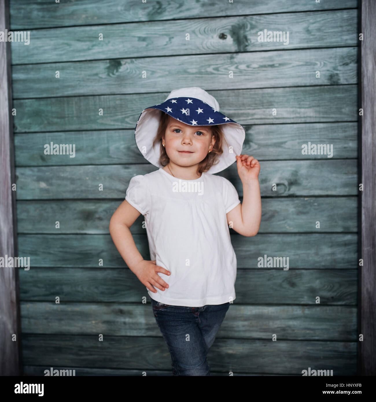 Fashion little girl baby dressed in summer in Panama Stock Photo - Alamy
