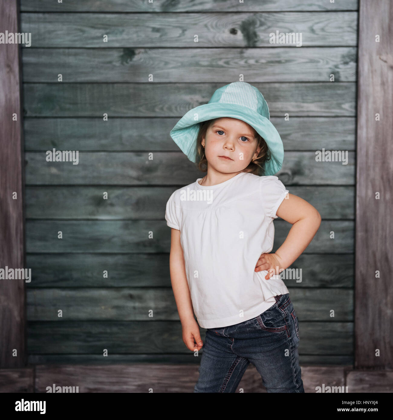 Fashion little girl baby dressed in summer in Panama Stock Photo - Alamy