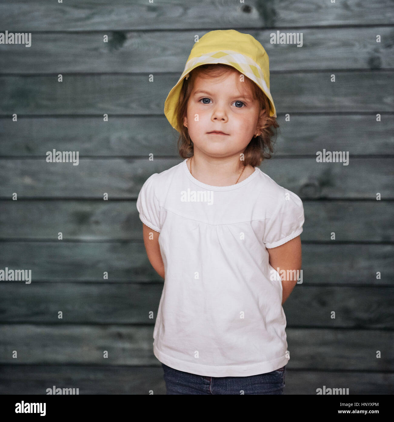 Fashion little girl baby dressed in summer in Panama Stock Photo - Alamy