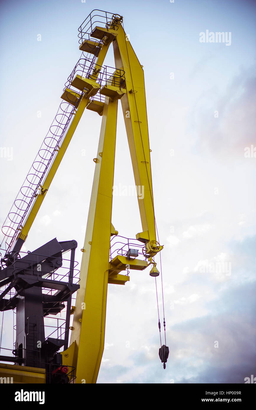 Constructions crane hi-res stock photography and images - Alamy