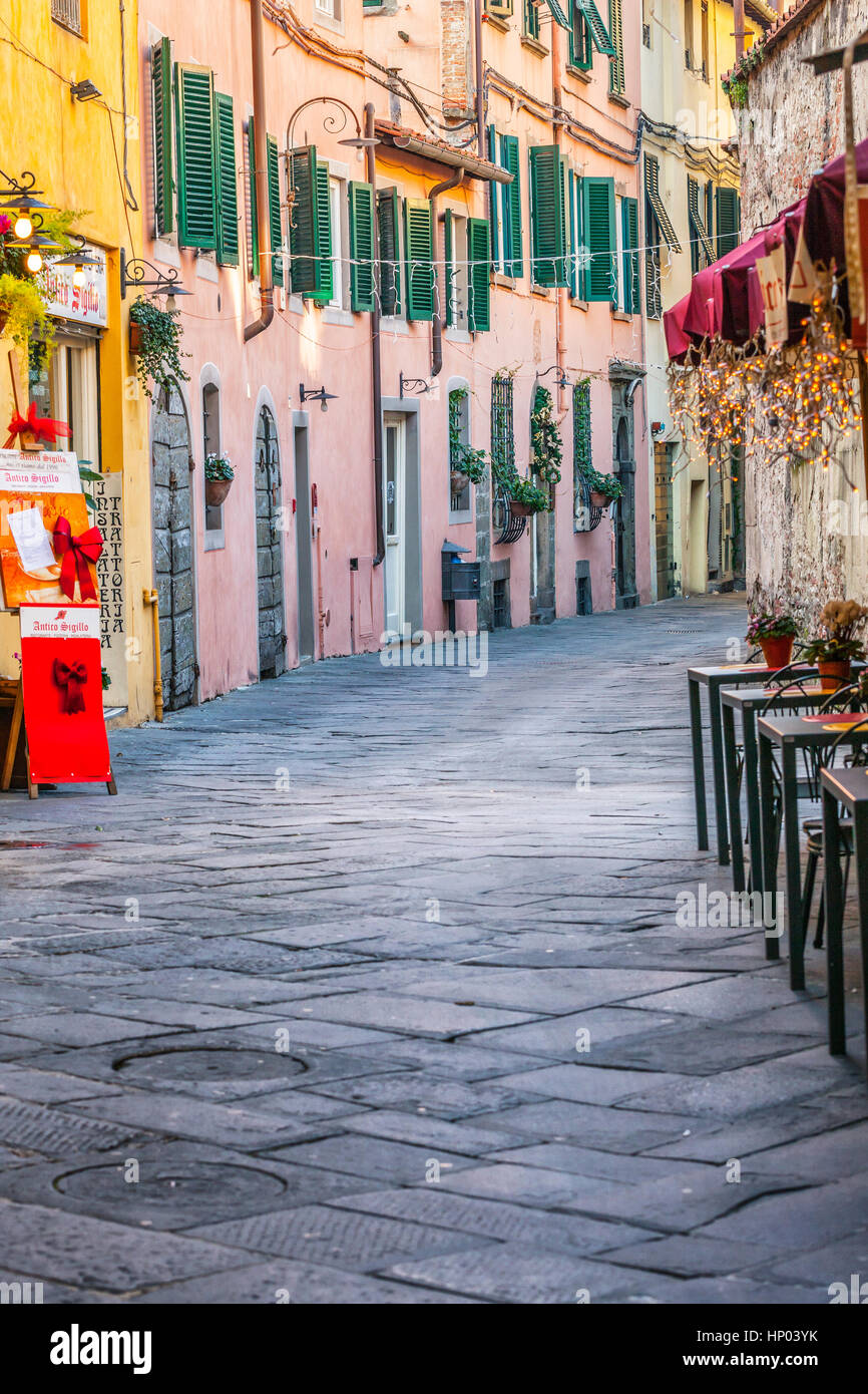 Medieval street in lucca hi-res stock photography and images - Alamy